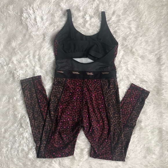 Victoria's Secret | Pants & Jumpsuits | Rare Victoria Sport Animal ...